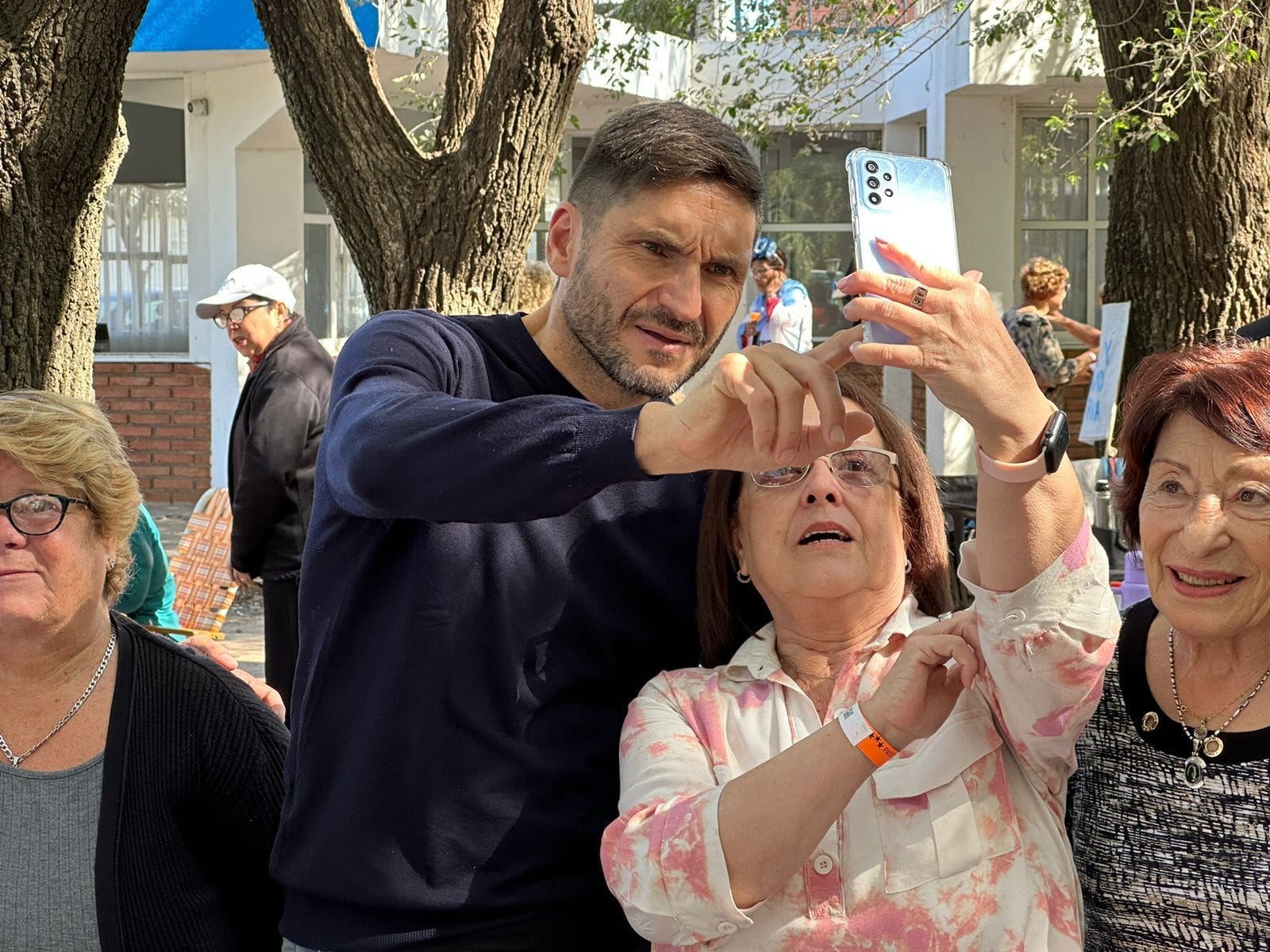 Maxi Pullaro lanza su candidatura a gobernador - Leguas Noticias